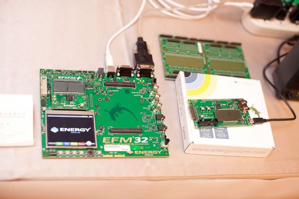 Energy Micro让EFM32 MCU 实现超低功耗的10个理由