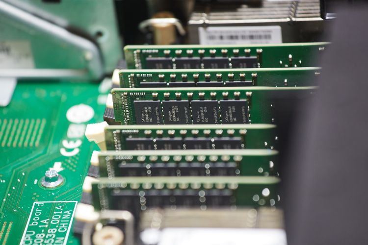 DRAM上游未达低谷续探底 下游模块厂渐入佳境-icspec