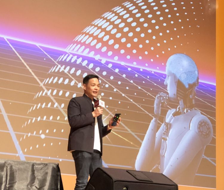 AI如何与人同行？ 虚拟主播的启示-icspec