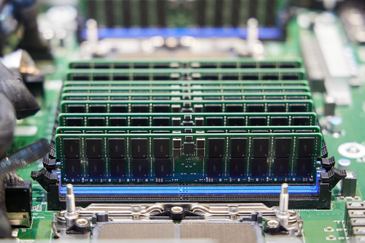 代理需求未见起色 DRAM现货价2Q回跌涌杂音