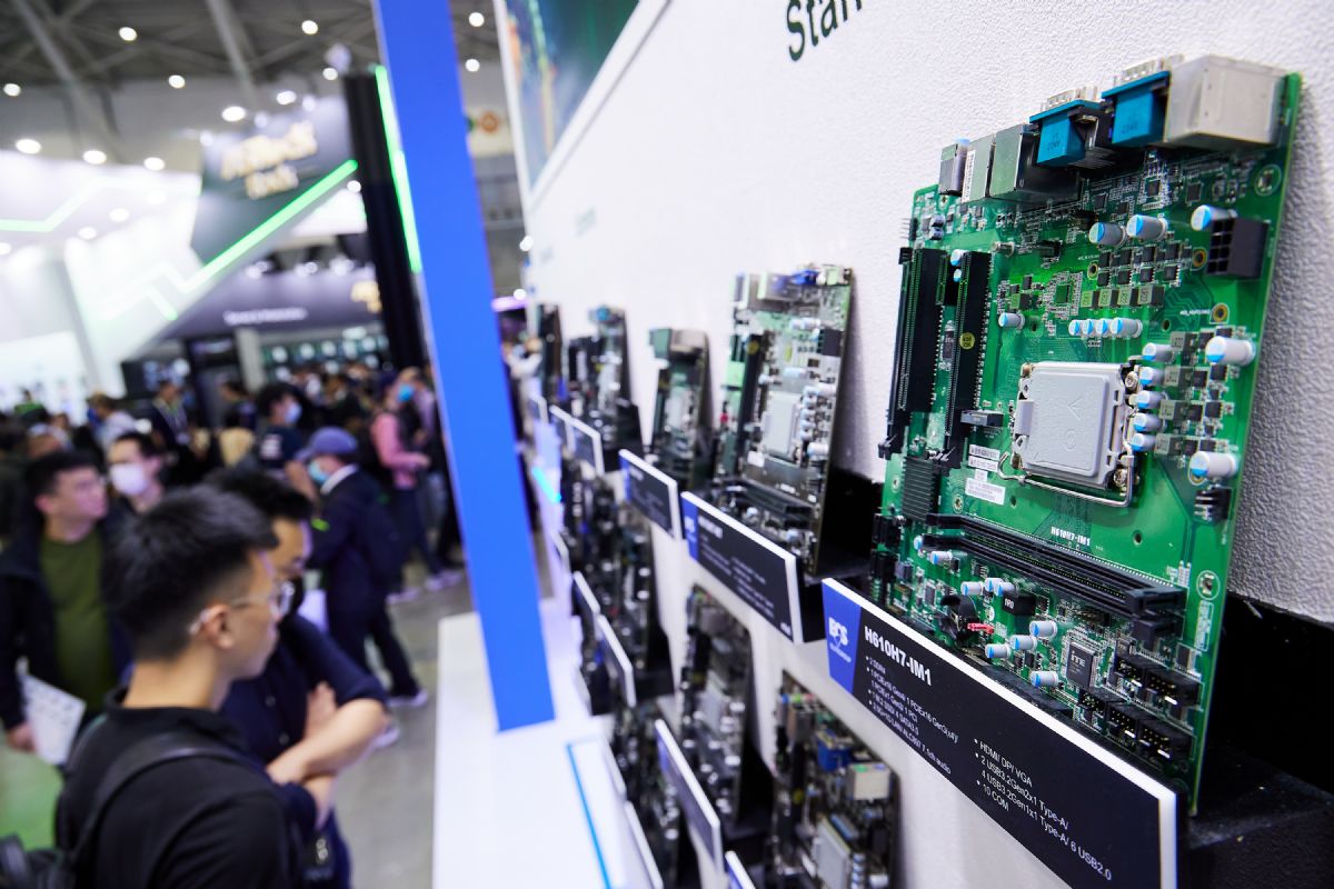 （独家）NVIDIA GPU升级缓加上CPU、存储器双缺 PC主板厂出货目标全线崩跌