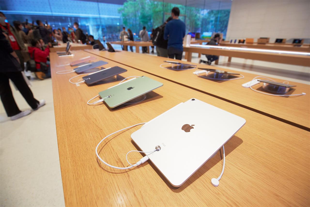 More China firms join iPad supply chain