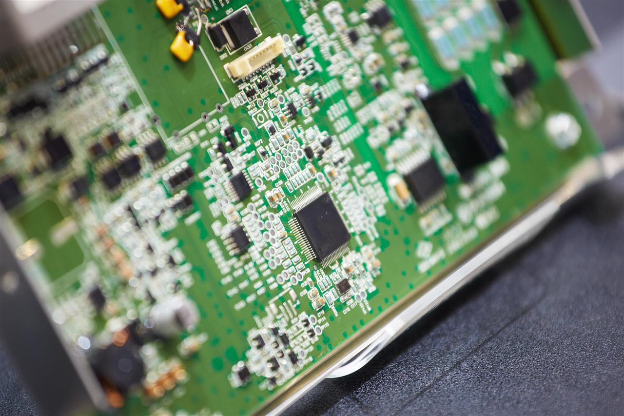 AMICCOM intros 2.4GHz low power wireless RF SOC for IoT application