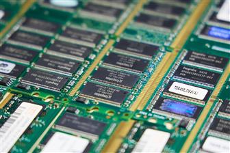 Memory chip price drops widen