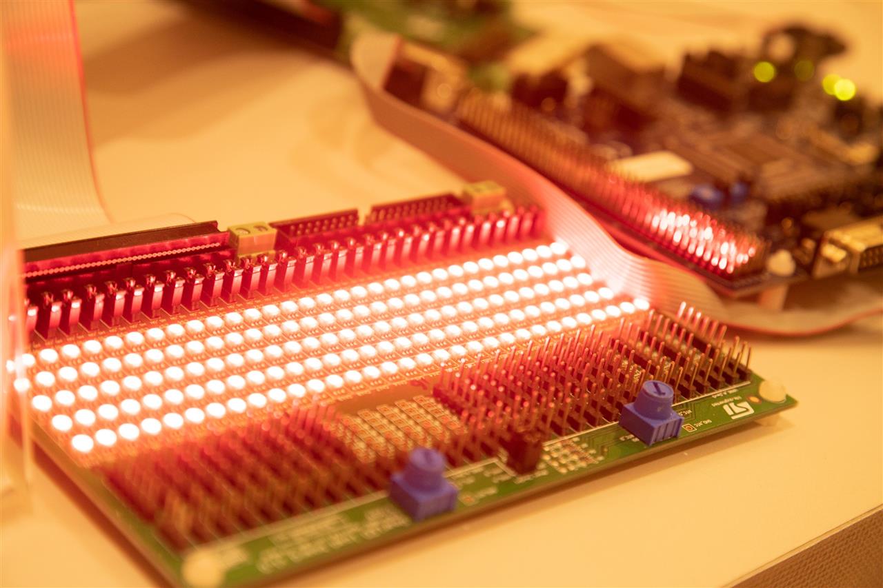 OLED DDI prices, demand still stable