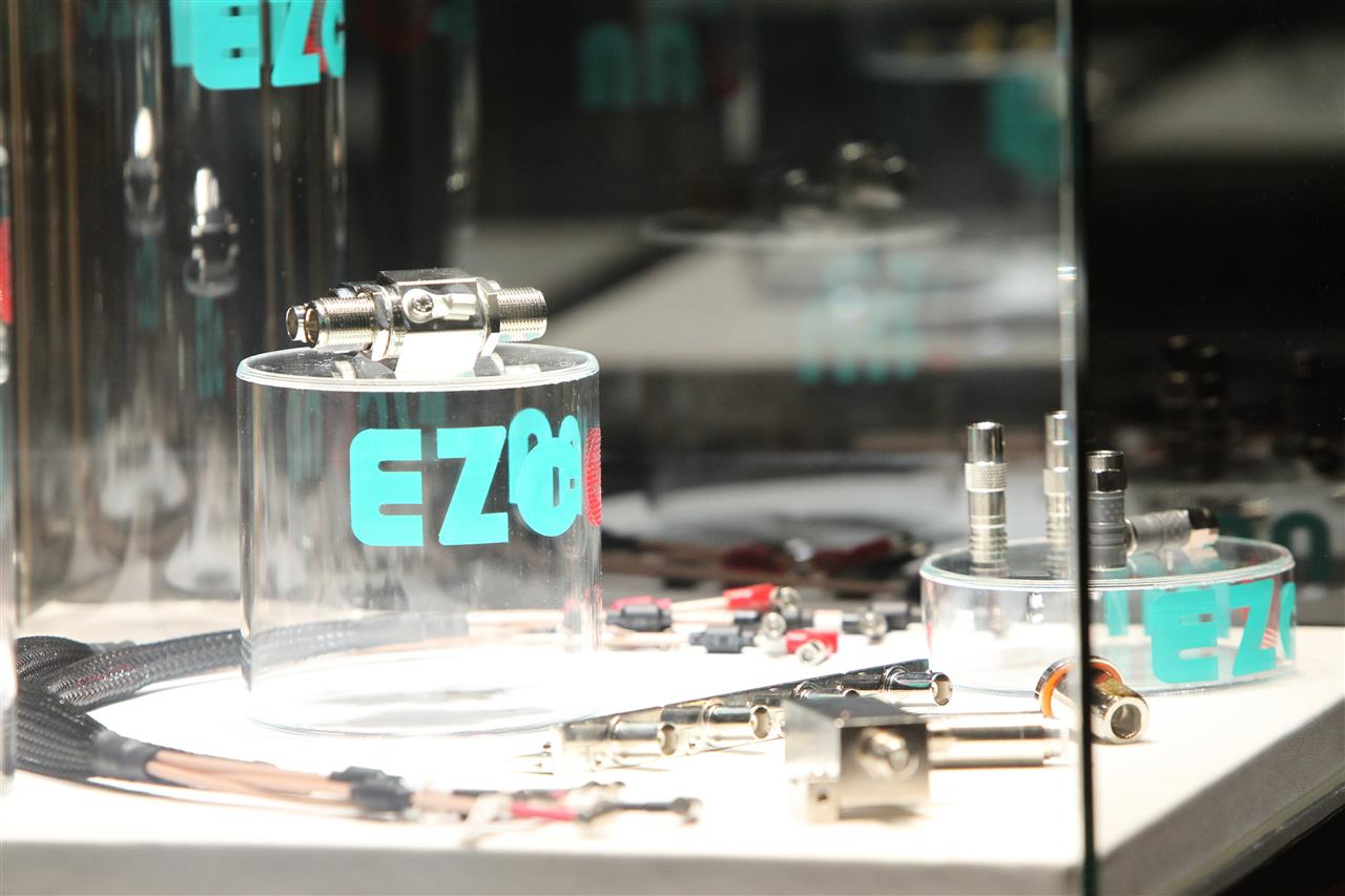 Optical device maker EZconn enjoys brisk order visibility