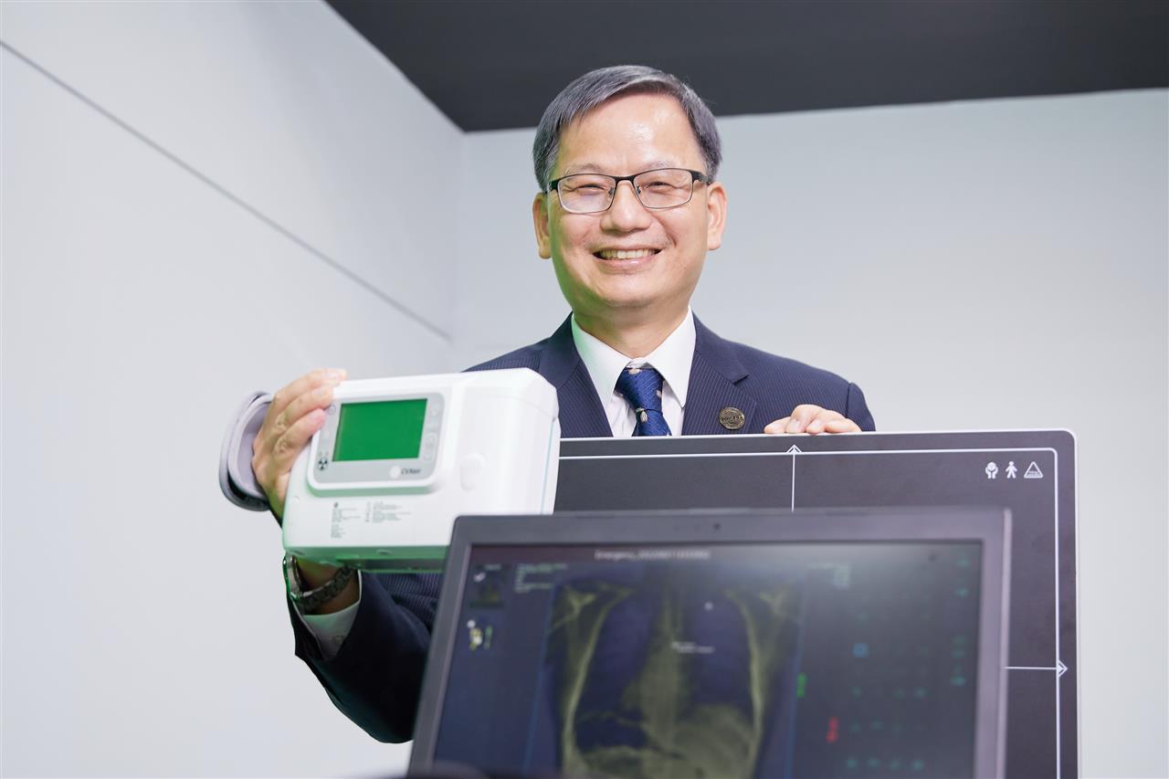 Innolux stepping into IC packaging