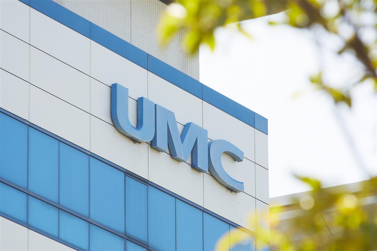 UMC orders facility equipment for Singapore site expansion