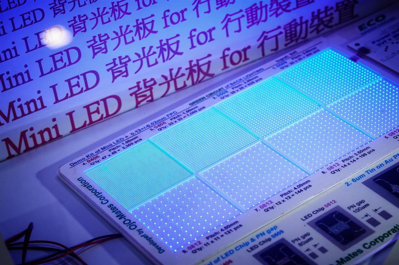 Taiwan LED makers shift focus to COB miniLED backlighting