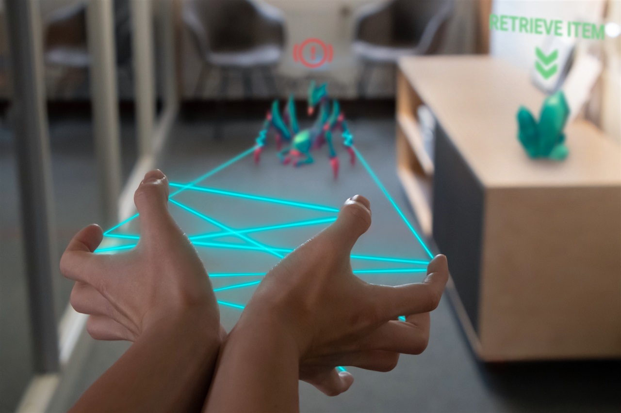 VividQ partners with Dispelix to improve AR interaction with 3D objects