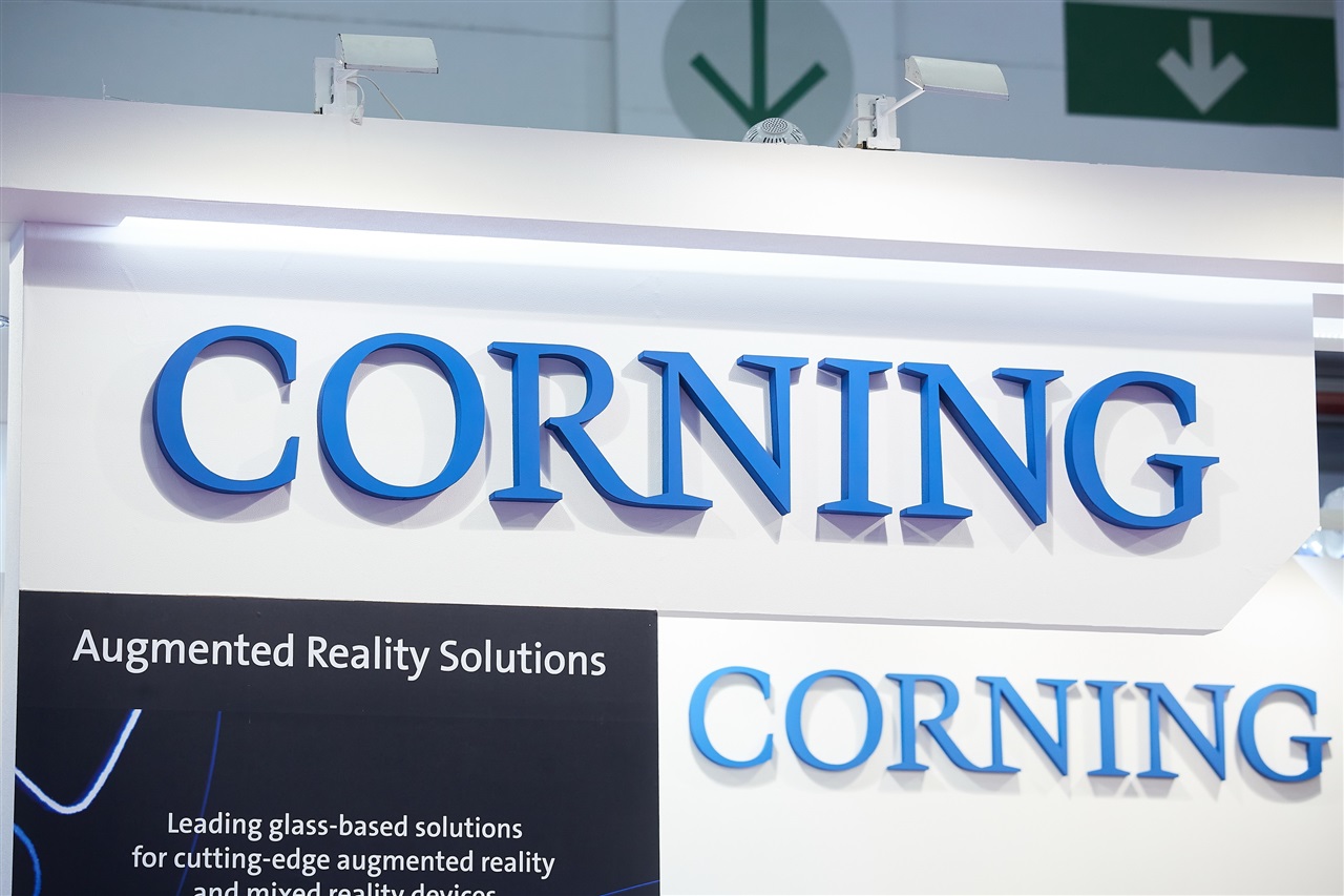 Corning expects glass prices to stay flat in 1Q23