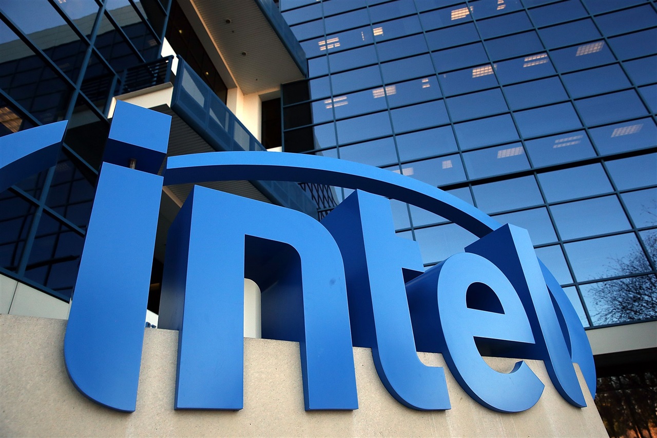 With Intel's IDM 2.0 facing both internal and external challenges, how ...