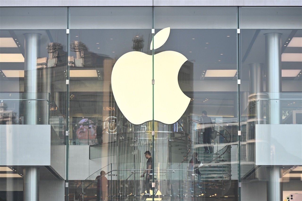 Apple reportedly deepens China links by choosing Luxshare as the AR ...