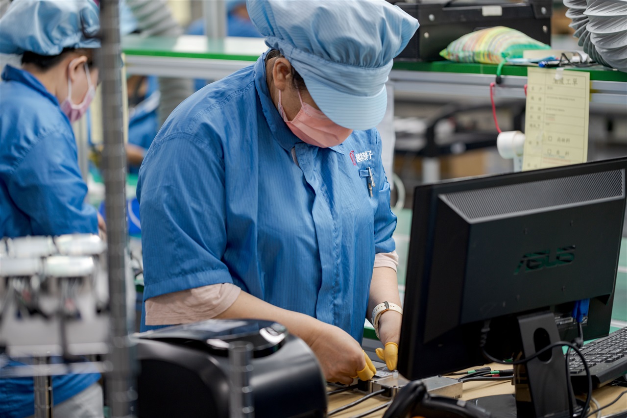 AI visual inspection in electronics manufacturing