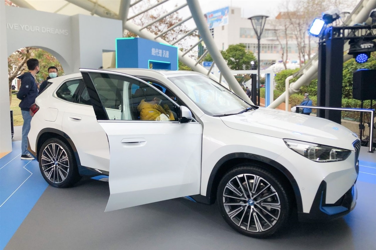 Global EV sales, 2023