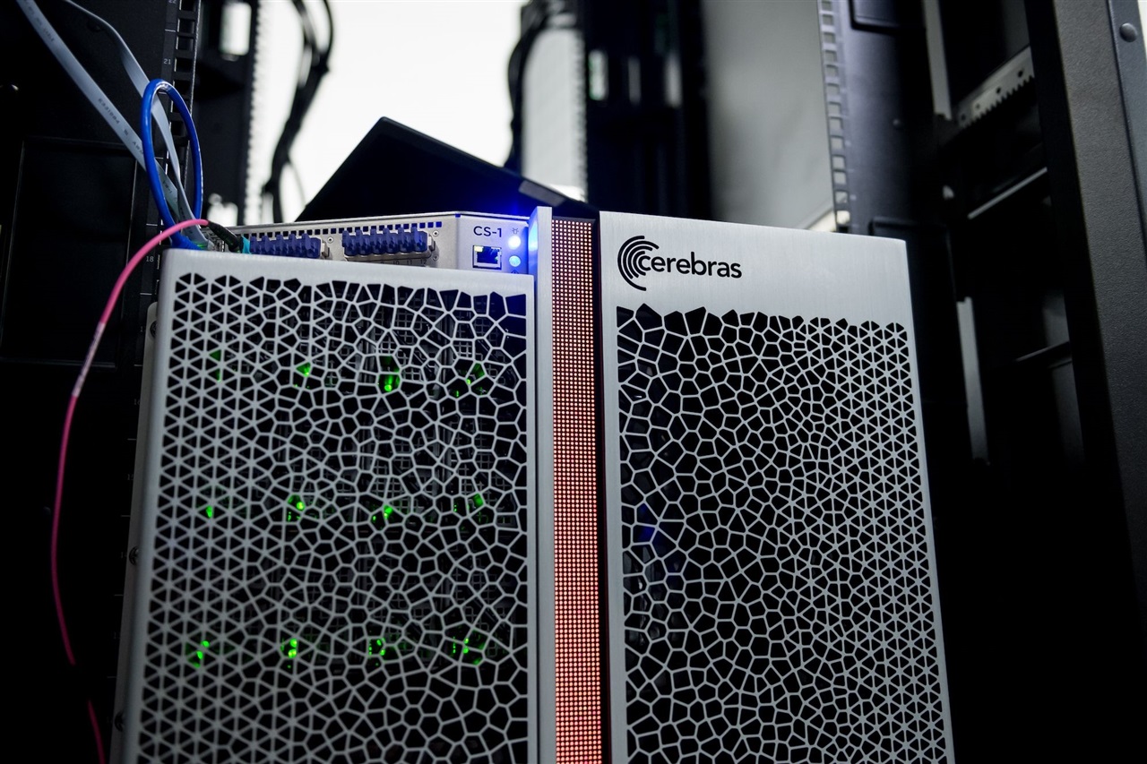 Cerebras releases 7 new GPT models trained on CS-2 wafer-scale systems