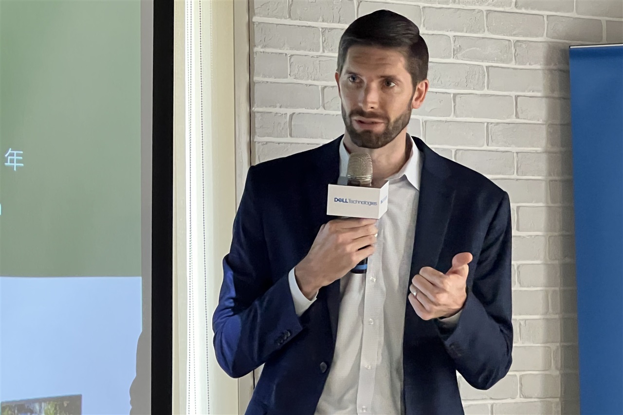 Dell sees commercial PC market recovery