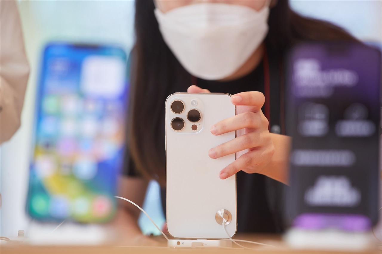 Largan, GSEO seen as potential suppliers of periscope lenses for ...