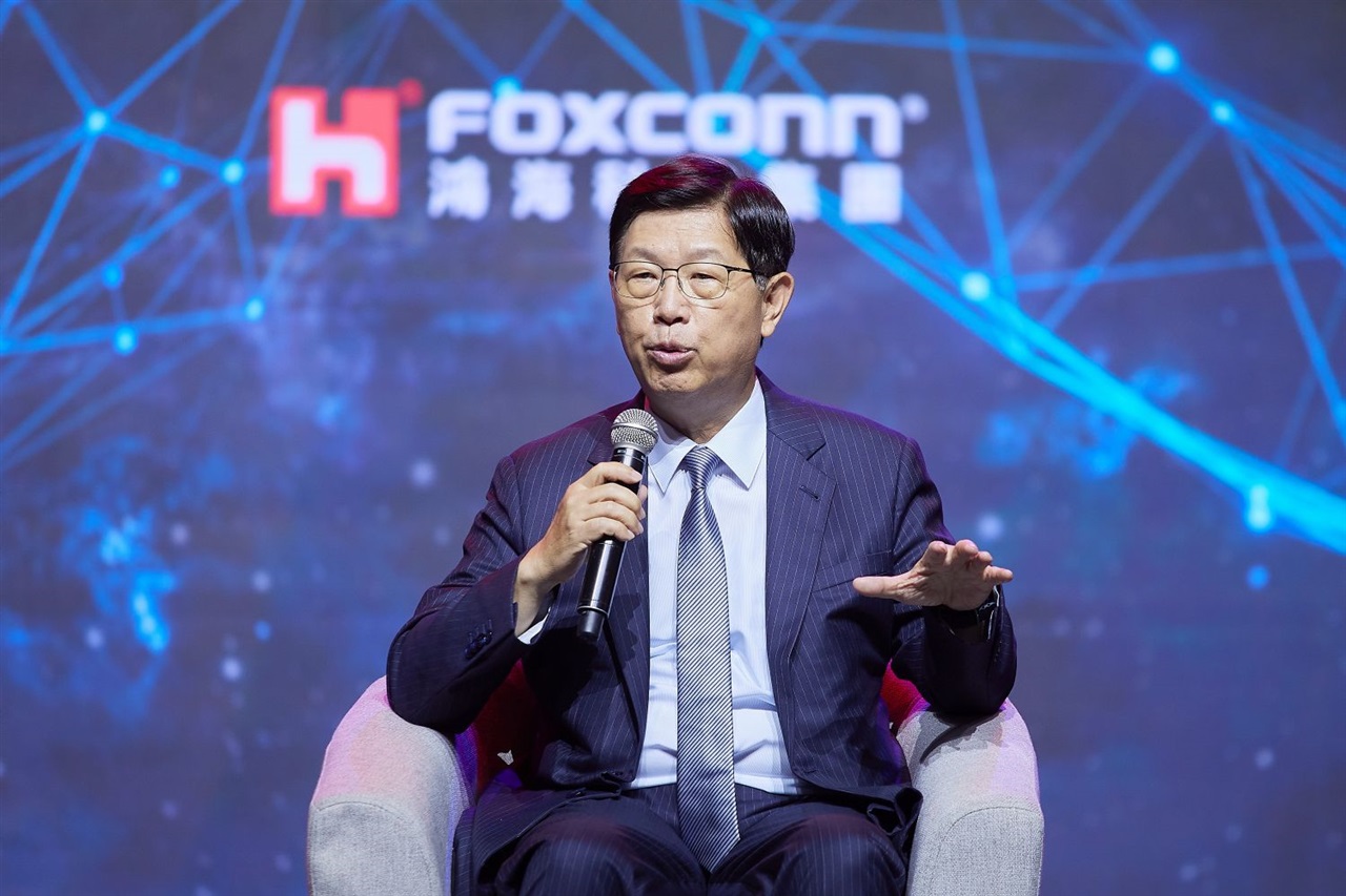 Foxconn chairman: we won't be absent in the AI server market