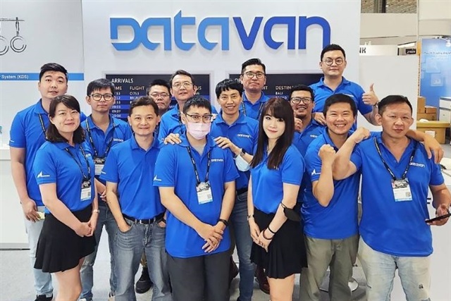 DataVan flexes muscles at Computex, envisions future of smart retail ...