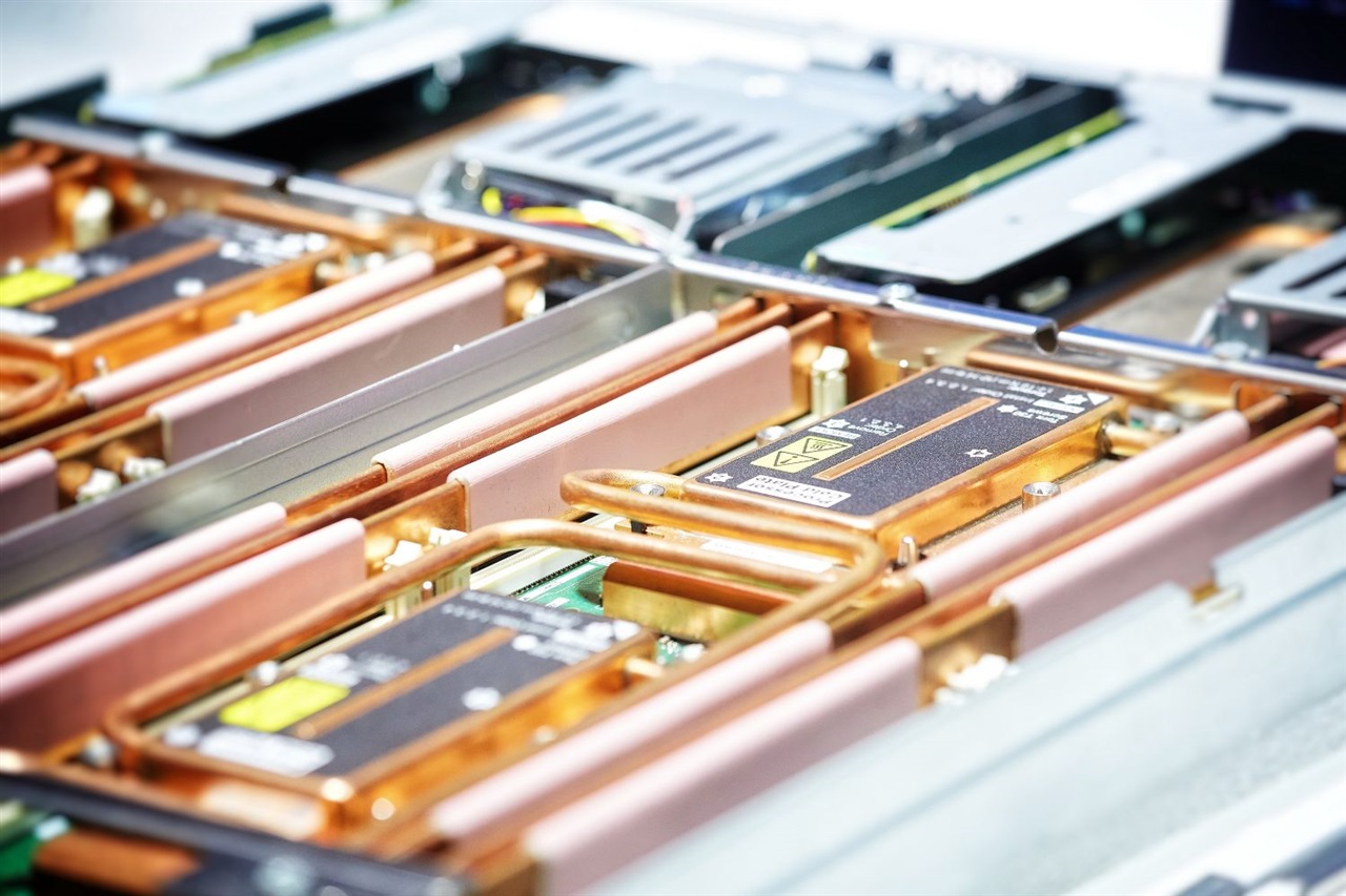 Heat sink demand rising for advanced packaging, say distributors