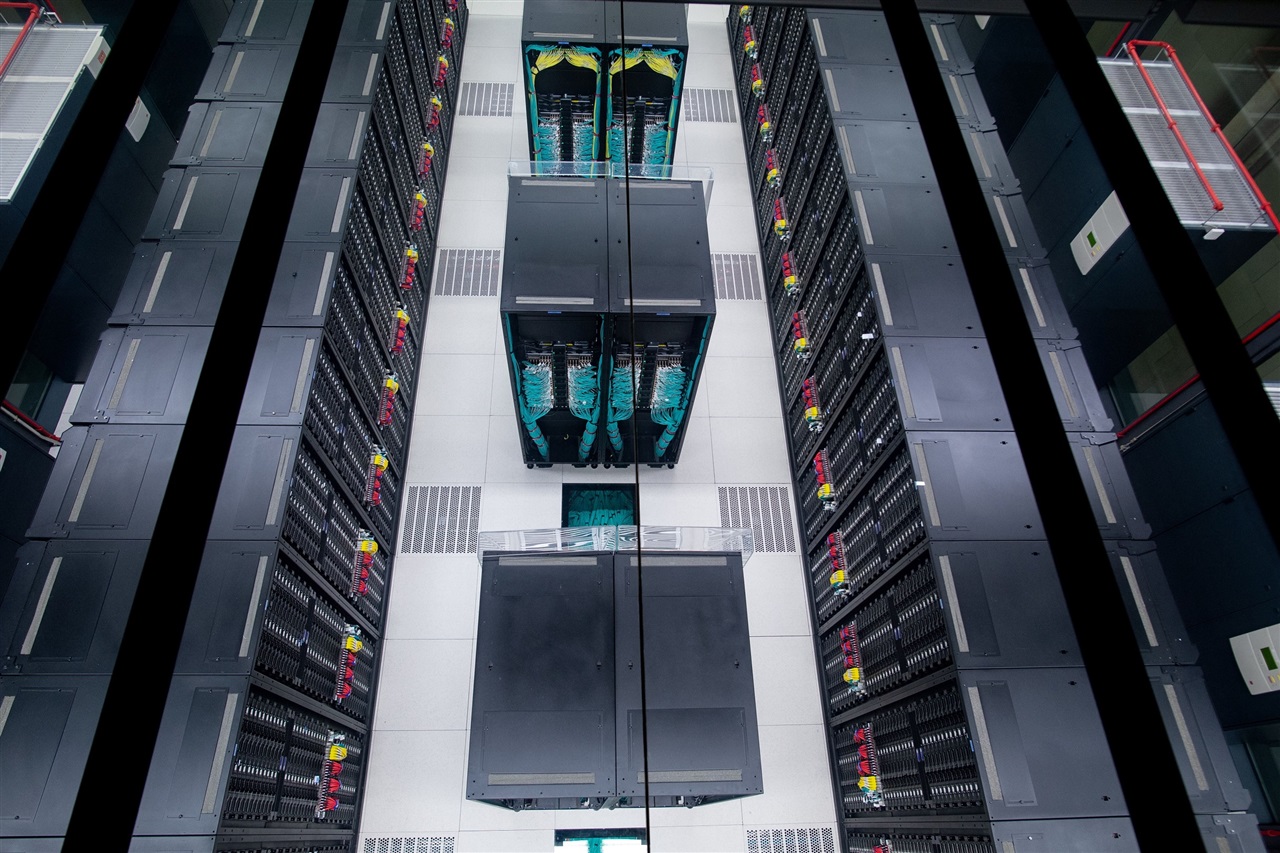 Chinese share in global top supercomputers sees sharp drop amid US chip ...