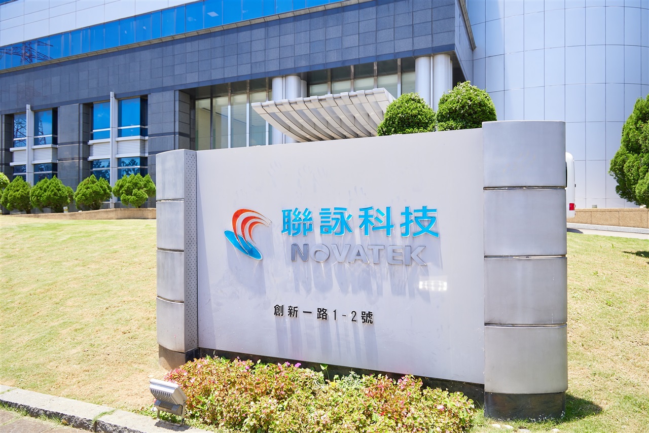 Novatek to supply OLED DDIs for iPhones say sources