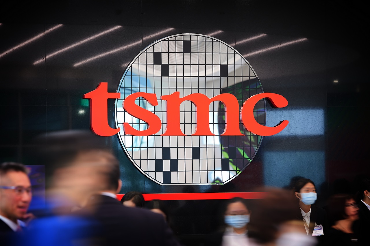 TSMC expects about 6% revenue decrease in 1Q24