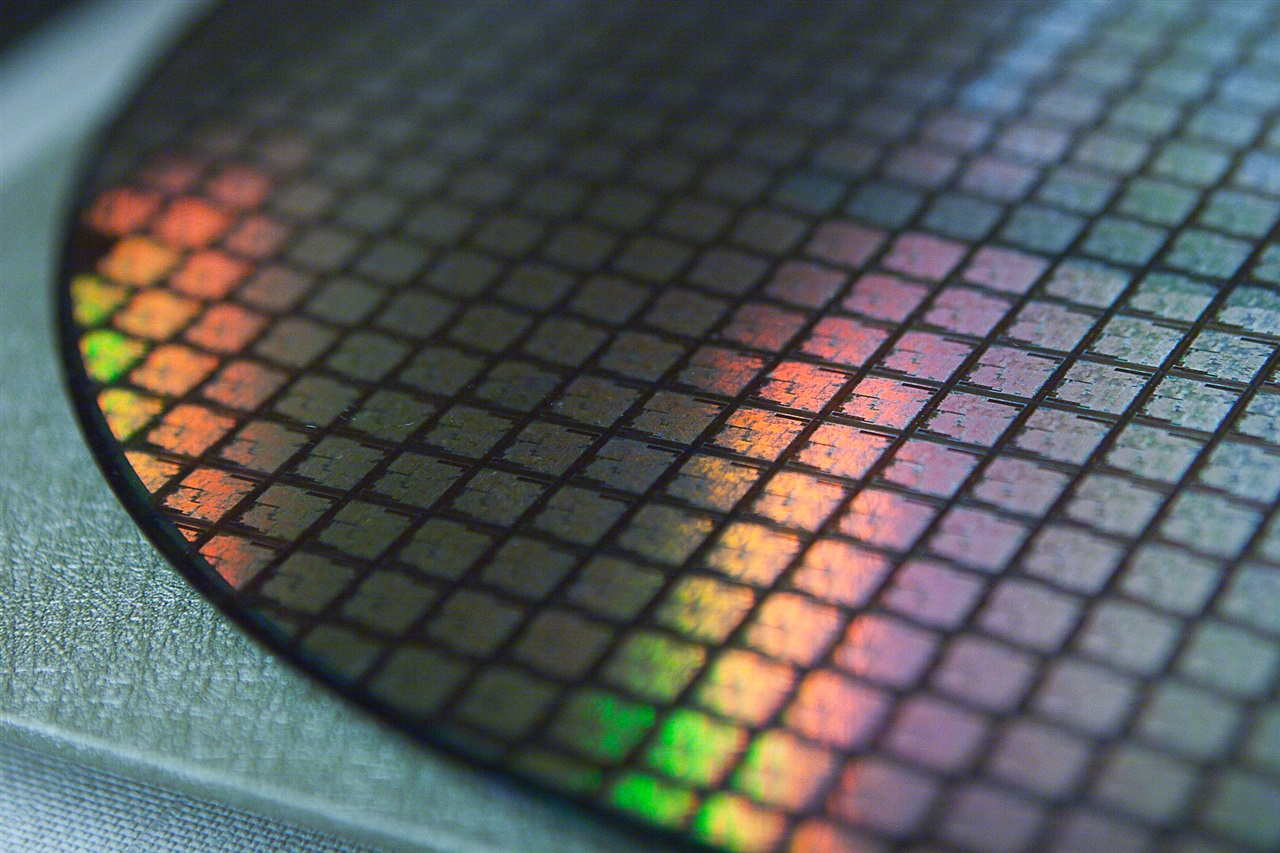 Weekly news roundup: Russia to begin production of 350nm chips using ...