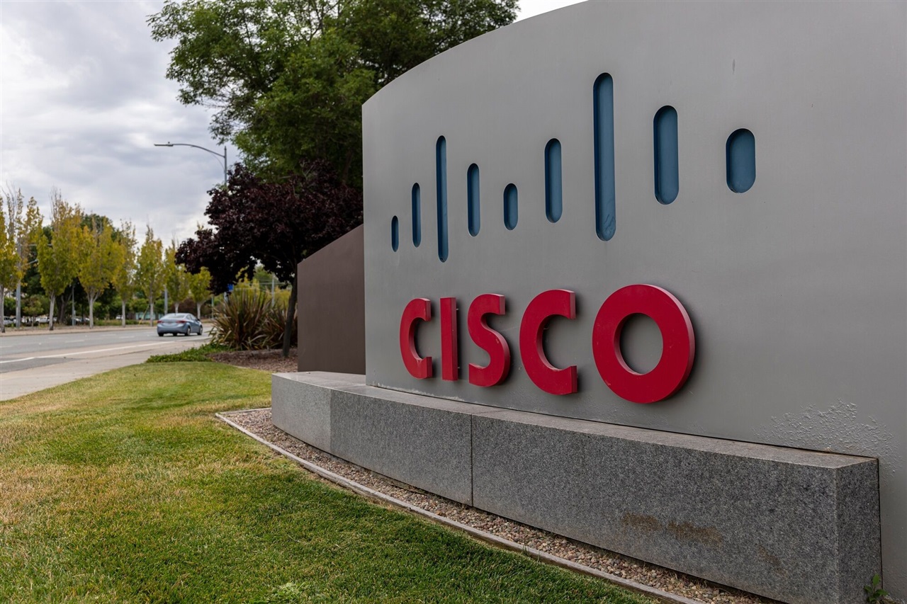 Cisco to invest US$1 billion in AI startups as industry booms