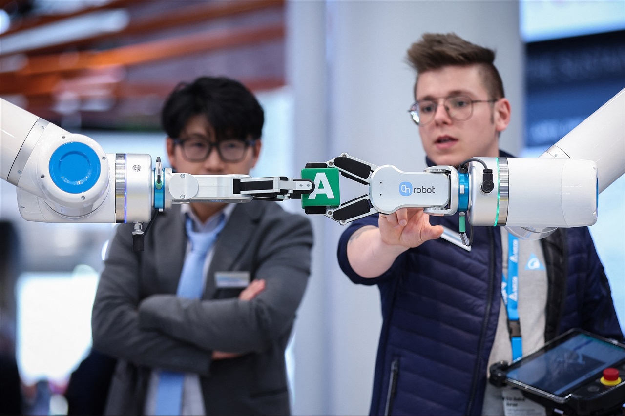 AI, robotics reshape manufacturing: insights from Taiwan-Germany smart ...