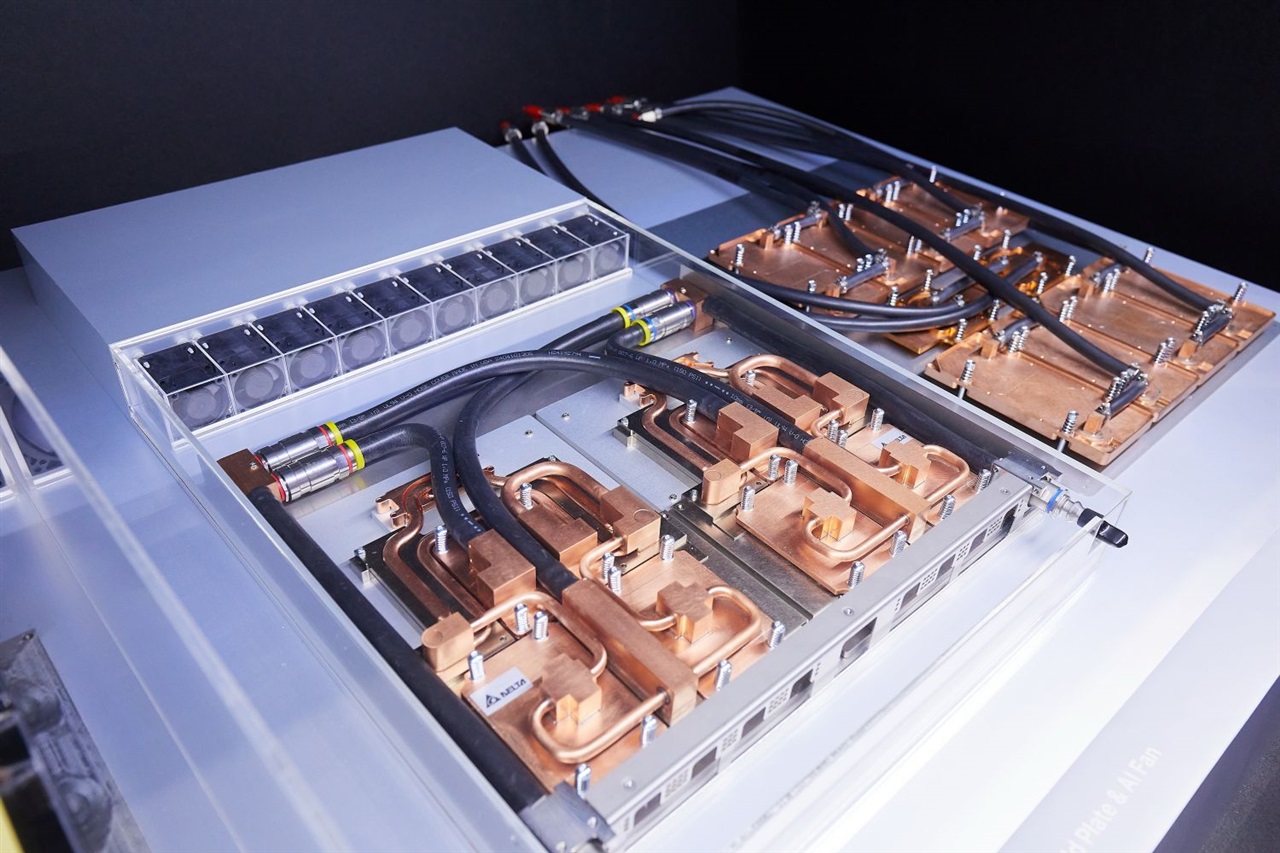 Status of liquid cooling solutions for AI servers