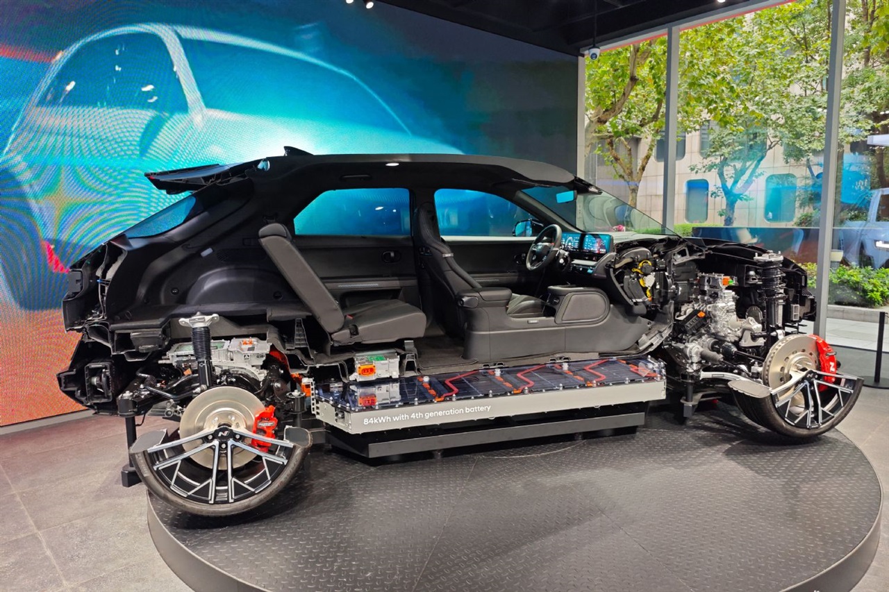 Indichip Semiconductors and Japan's Yitoa to build SiC fab in southern ...