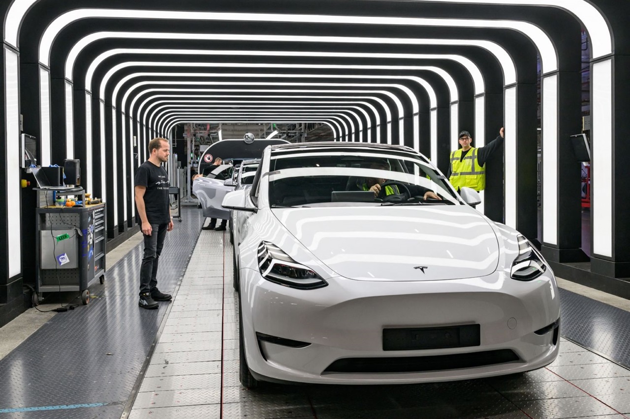 India opens application portal for EV manufacturing scheme as Tesla ...