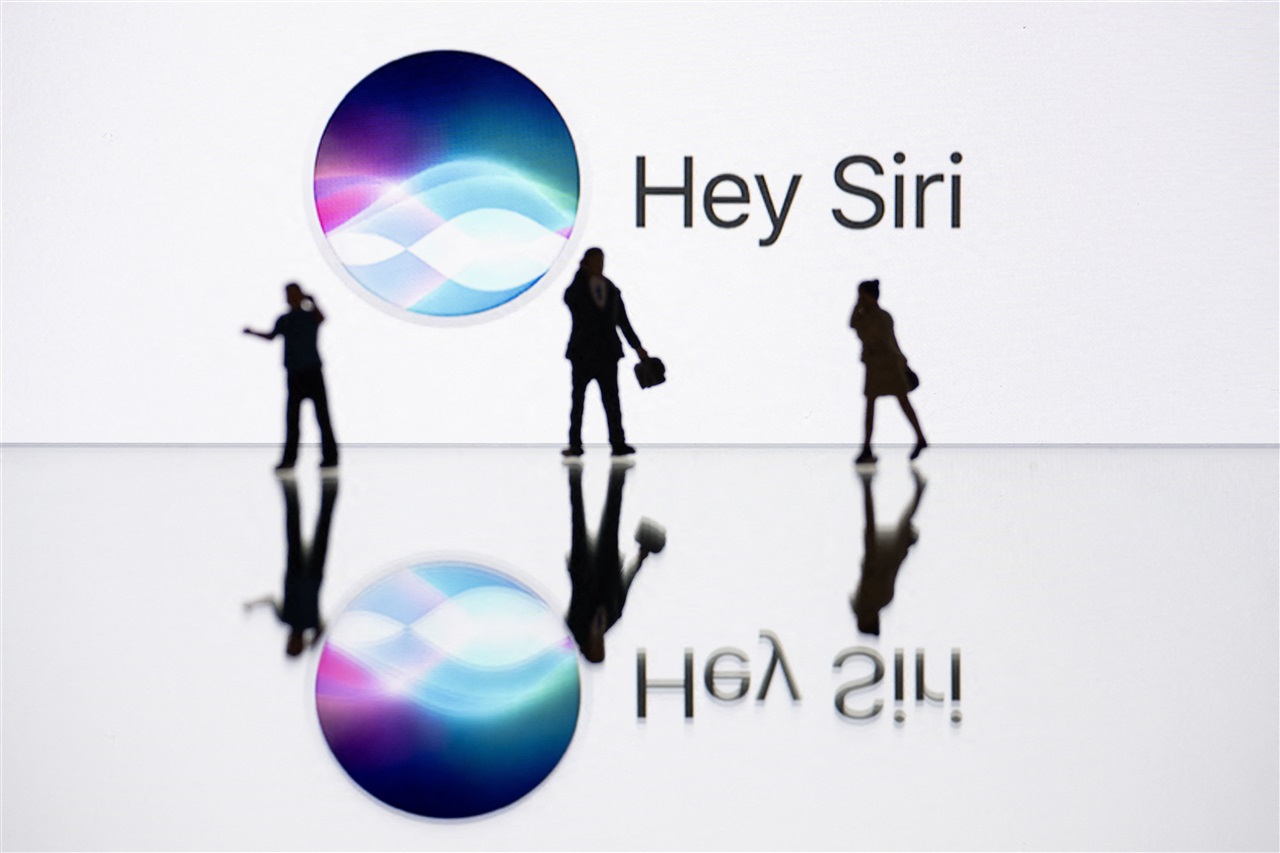 Apple prepares AI-powered search overhaul for Siri, targeting OpenAI ...