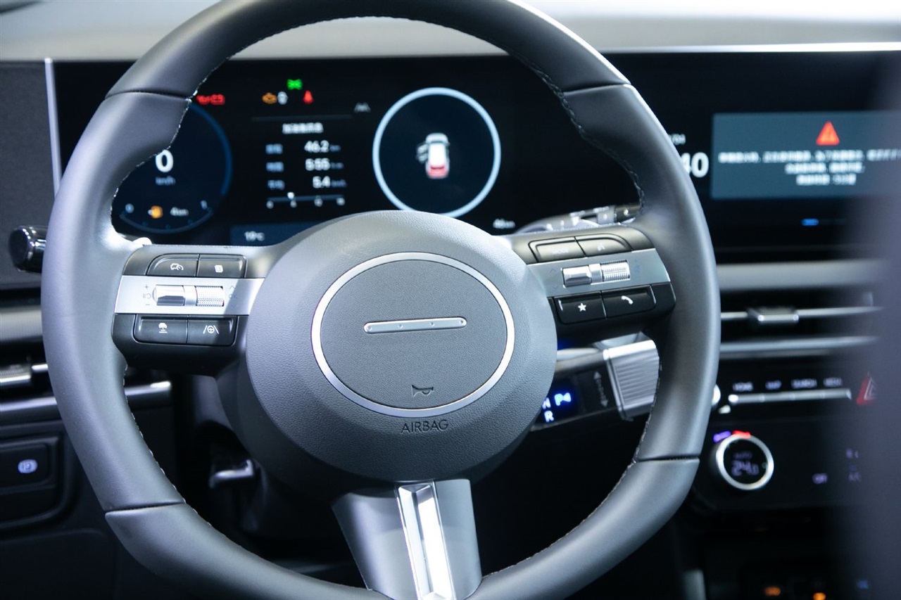 Hyundai Mobis to mass-produce domestically developed automotive semiconductors from 2026