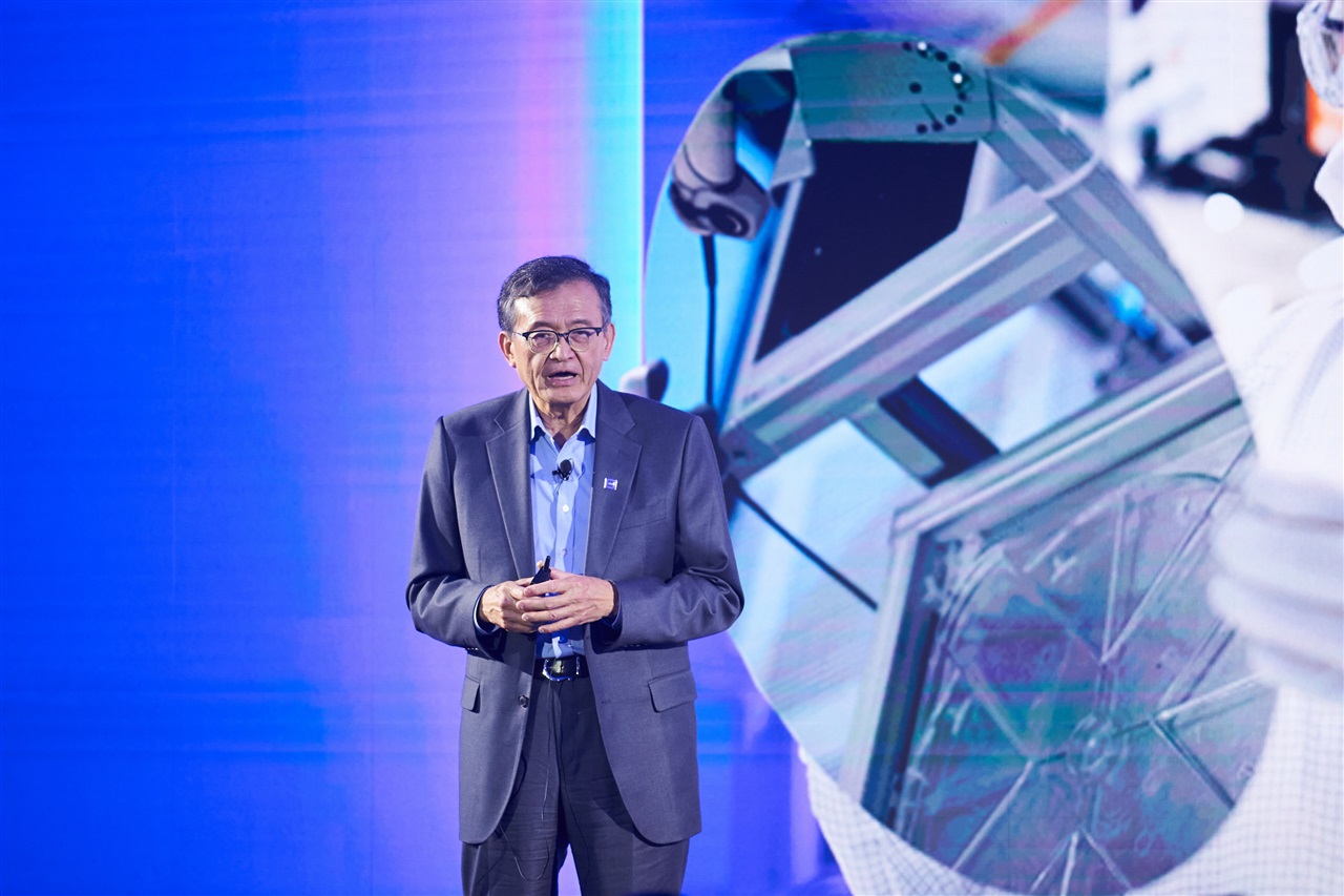 Intel backs Wei-Jen Lo—raising awkward questions for TSMC, Washington, and the chip world